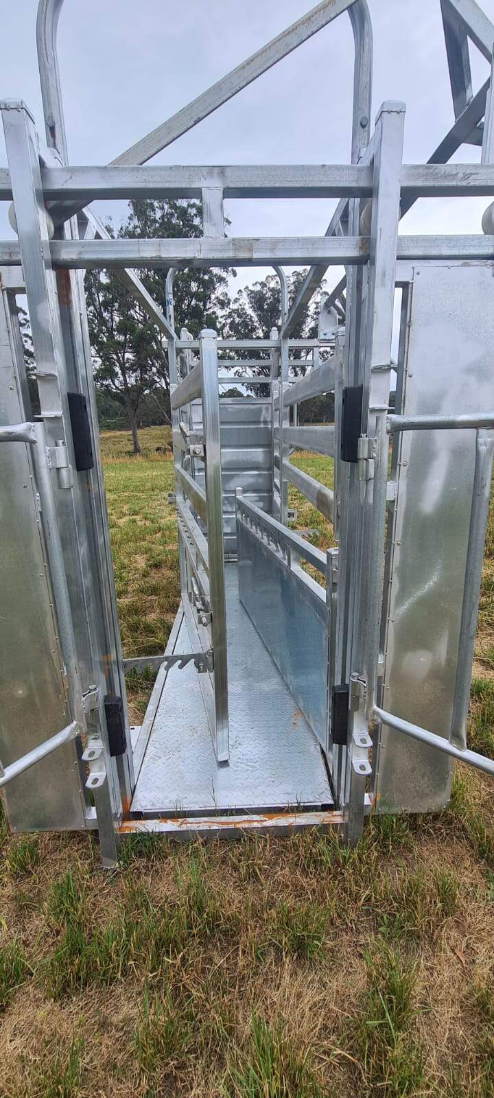 OSM Cattle Crush – Willowdale Rural